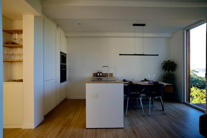 Modern Apartment With Sea Views & Pool - Cangas