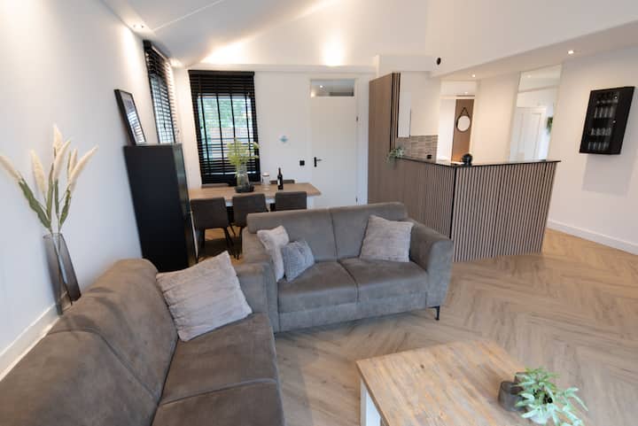 Bungalow Met Whirlpool, Sauna En Prachtig Uitzicht - Gouda