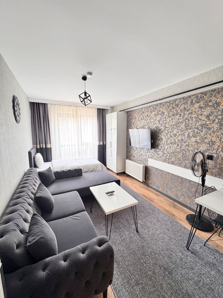 Tepebaşı Suit # Eviniz Gibi 1+1 Lüx Aile Dairesi - Eskişehir
