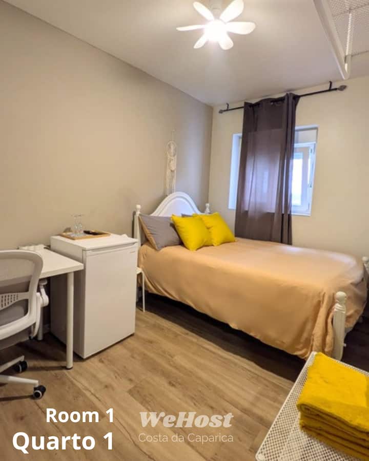 Wehost | Room 1 | Private Double Bed Room - Costa da Caparica