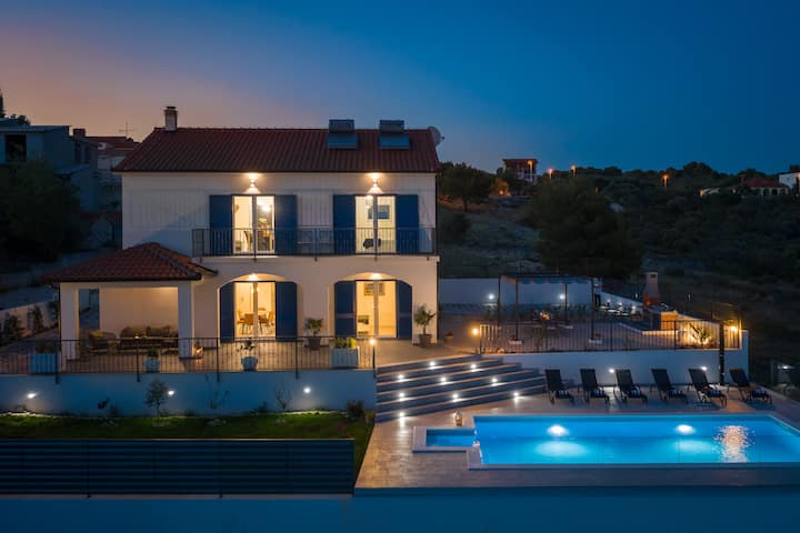 Villa Salacija, In The Heart Of Dalmatia. - Rogoznica