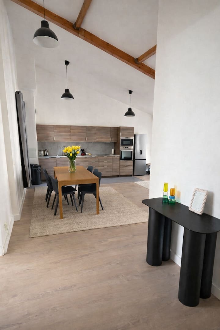 3bdr/2sdb - Proche Rép - Paris