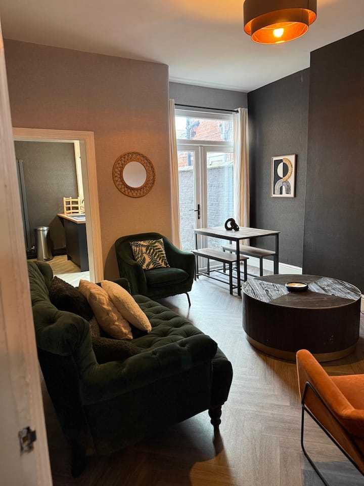 Bespoke Living, Ready To Move In - Crewe