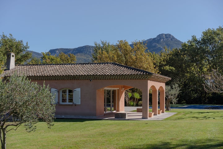 Maison Familiale - Trets