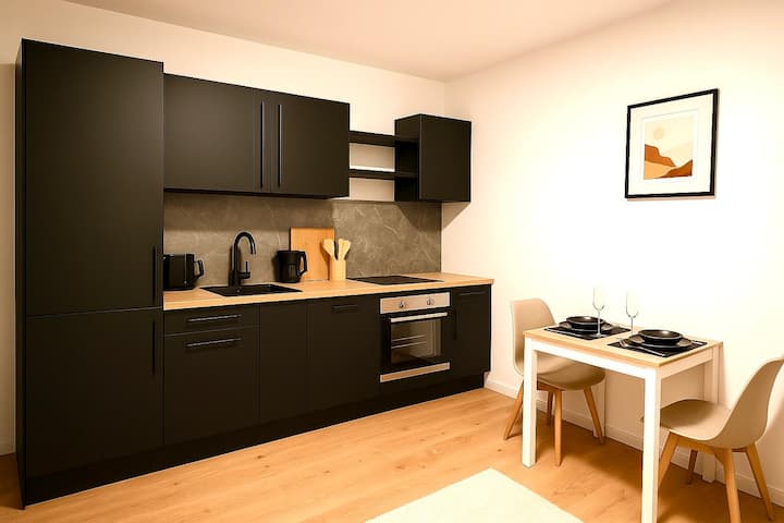 Apartment In Siegen-wilnsdorf With Balcony - Wilnsdorf