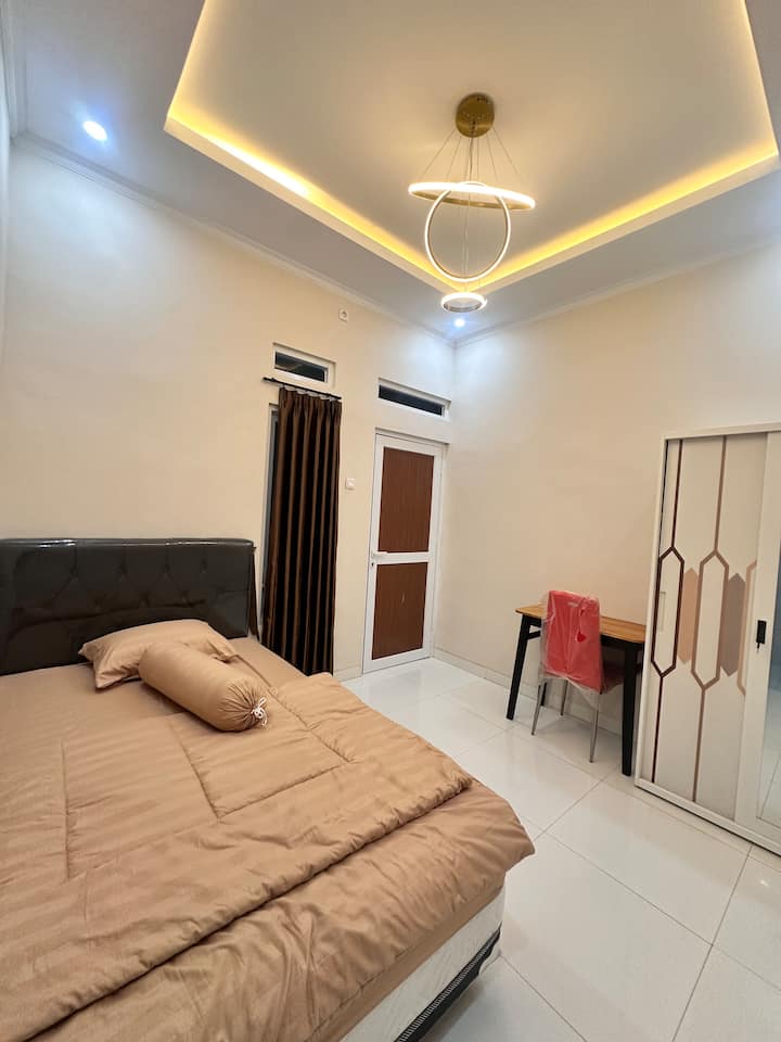 Rumah Yang Nyaman Dan Strategis Dekat Dengan Kota - Indonesia