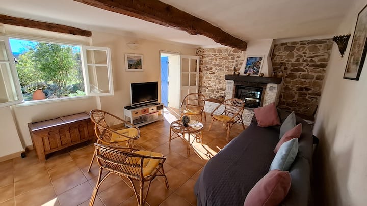 Maison Pébrier | Au Calme Des Vignes•clim•piscine - Le Luc