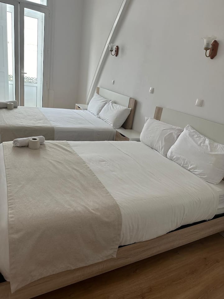 Central Guest House - Figueira da Foz