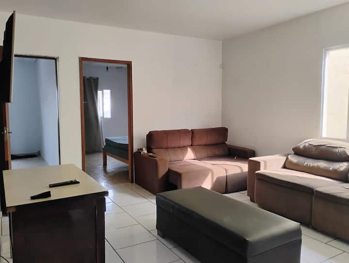 Casa A Uma Quadra Da Praia - Matinhos