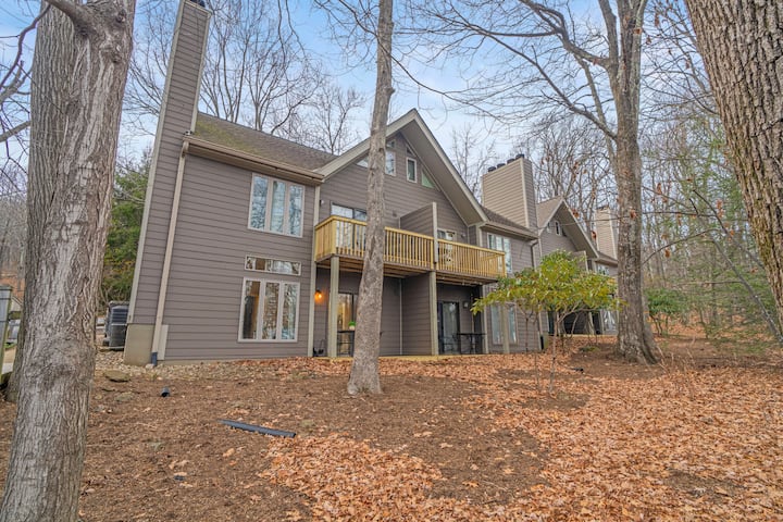 Queenbed Pool Tennis Golf Hiking Dogok Pack N Play - 維珍尼亞