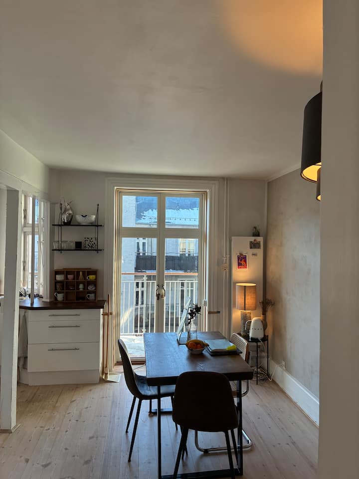 Vesterbro 4th Floor | Balcony • 10 Min To Tivoli - Kopenhag