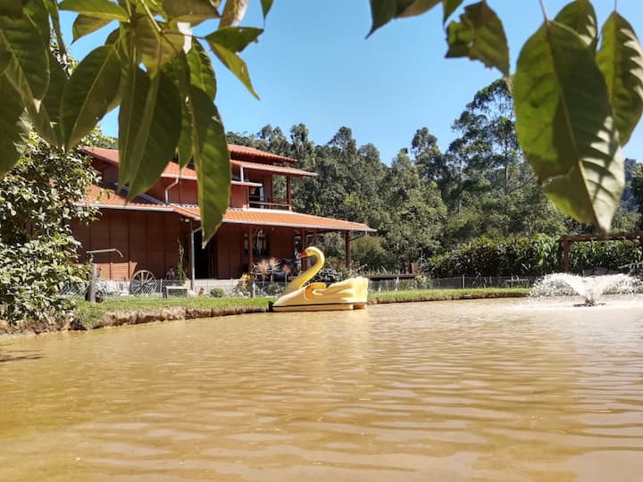 Conforto, Estilo Rústico E Natureza Em Um Só Lugar - Indaial