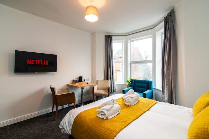 The Linden Leaf Self Check In Family Rooms - Nottingham