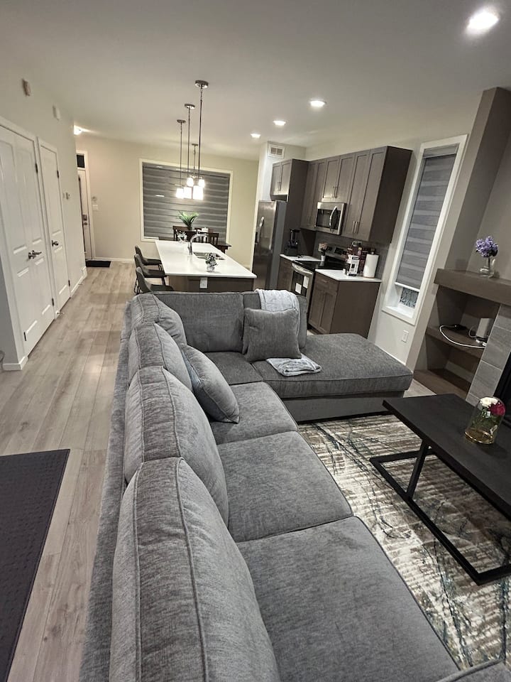 Exquisite&beautiful 3br Entire Main Home - Winnipeg