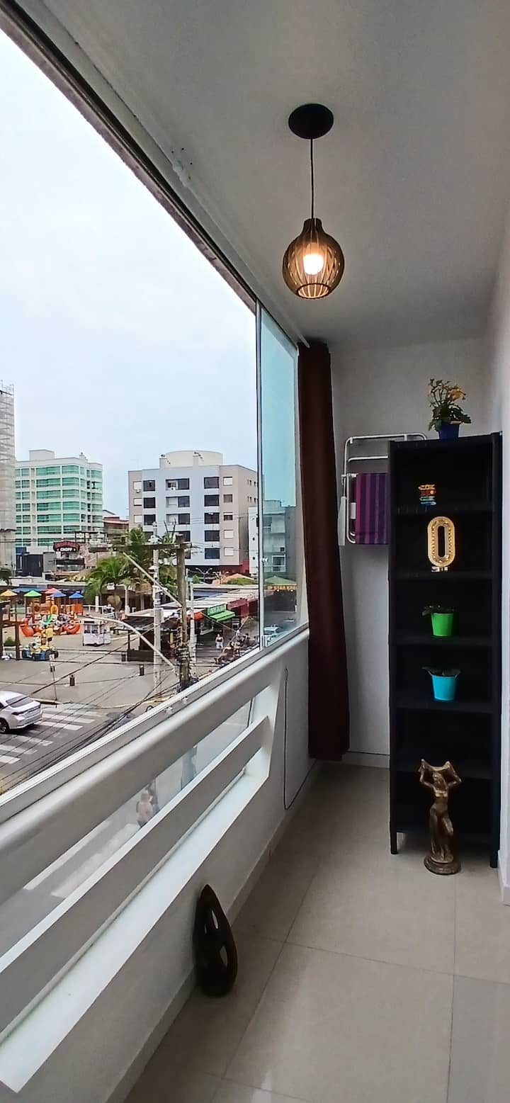 Apart Para 4 Pessoas No Coração Agitado De Capão. - Capão da Canoa