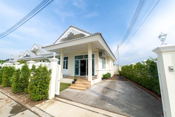 C&h Pool House Huahin. - Hua Hin