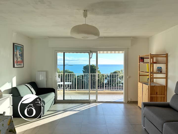 Pieds Dans L’eau – Vue Mer & Terrasse – Parking - Bandol