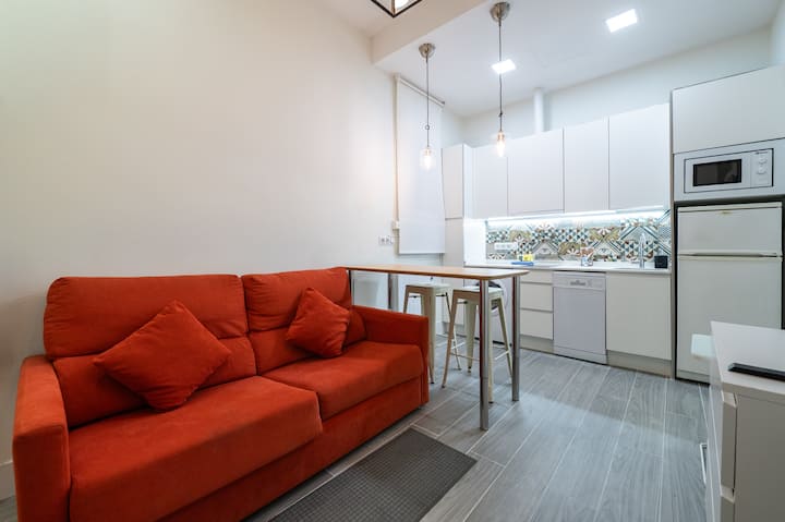 Apt 400 M From Plaza La Cebada - Parque del Oeste