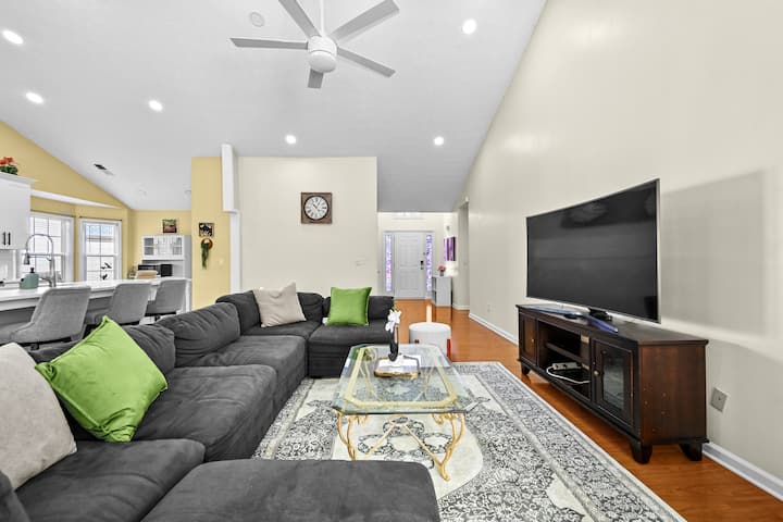 Bright & Cozy 3br Oasis - Lawrenceville, GA