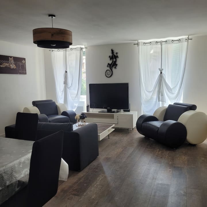 Appartement 110m2 à 10km Des Pistes - Les Rousses