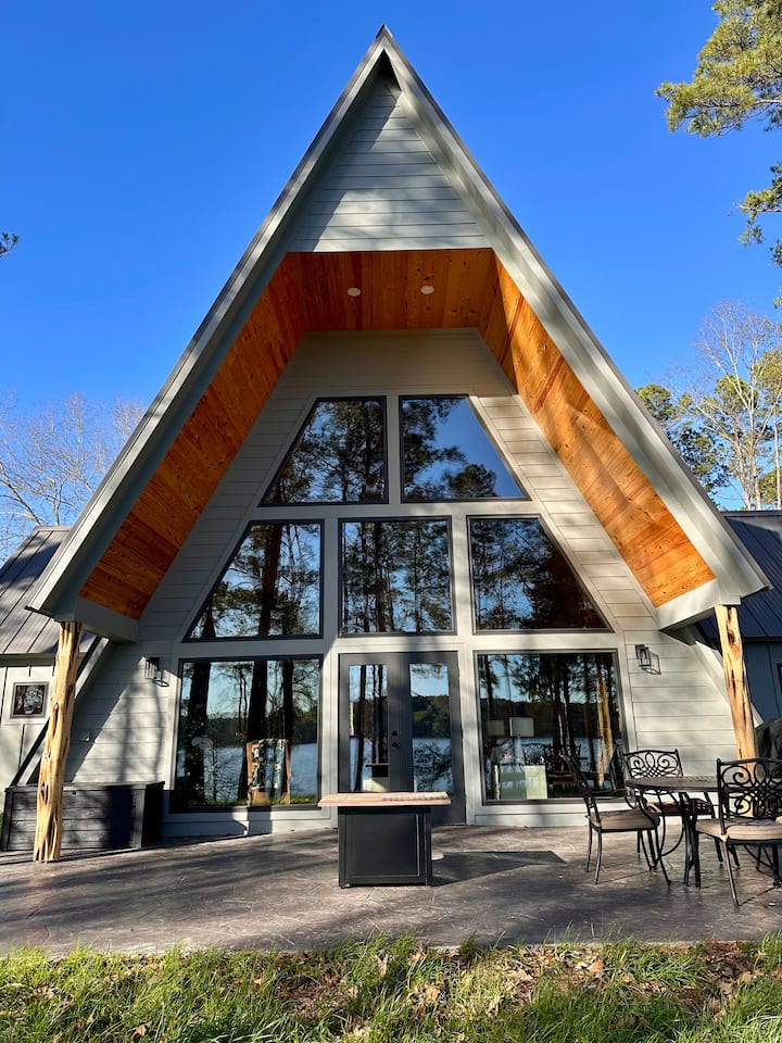 Fox Den Sibley Lake | Ada Cabin | 6 Beds | Fishing - Louisiana