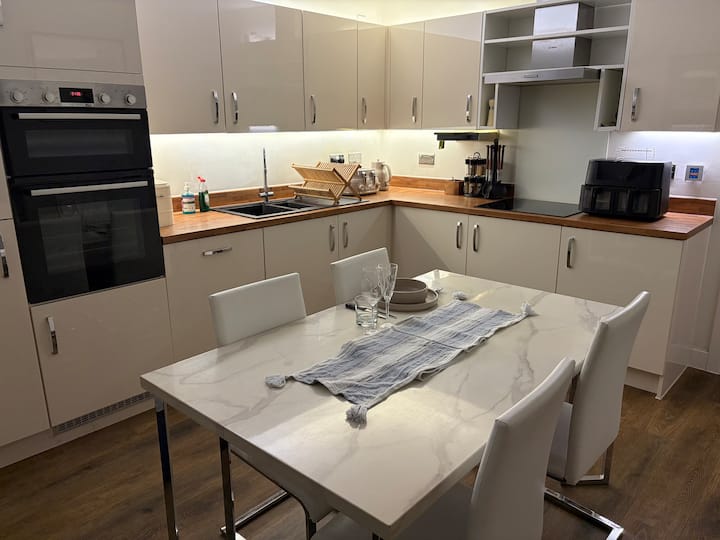 Cotswold Stone House In Bourton On The Water - Stow-on-the-Wold