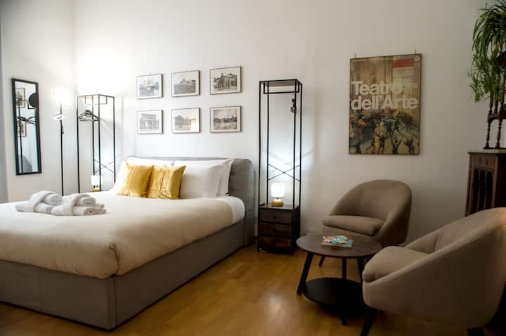 Domus Comoediae - Charming In The Center Of Rome - Monti