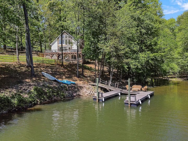 Lake It Easy, Waterfront Cottage With Private Dock - Mooresville, NC