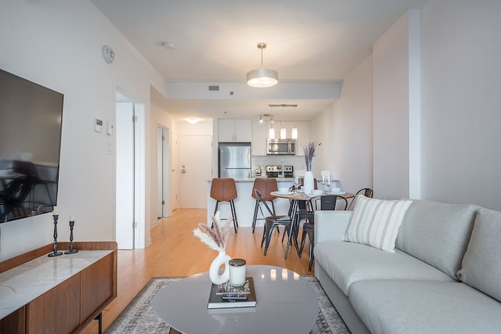 Beautiful 1 Bedroom Condo In Old Montreal - Montreal