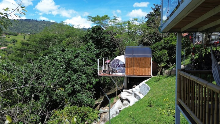 Glamping Morpho Azul - 錫爾瓦尼亞