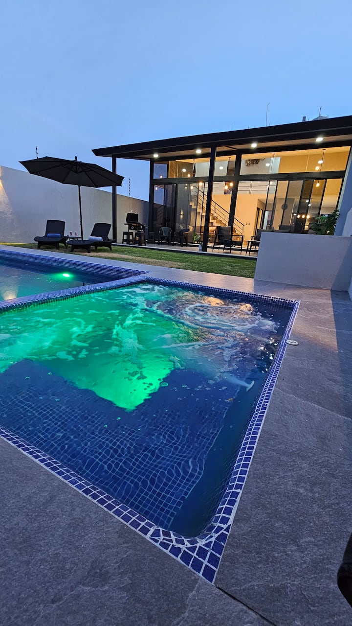 Residencia En Oaxtepec, Real De Oaxtepec, Mor - Oaxtepec