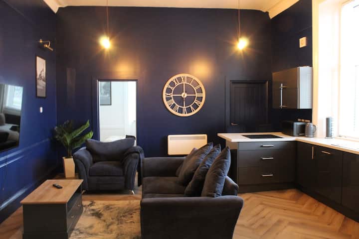 89a Bank Street - Balloch