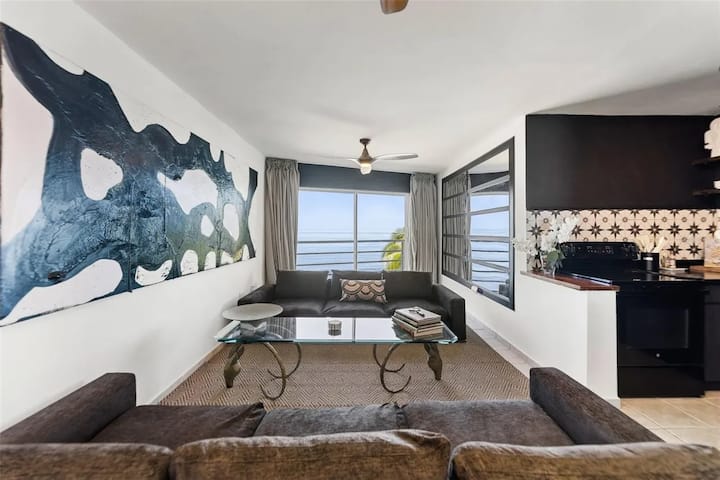 Luxury Beachfront Oceanview & Caribbean Sunsets - Aguada