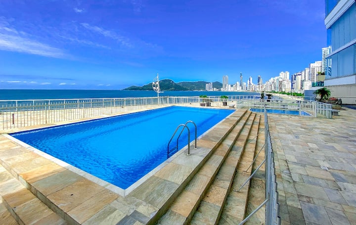 Apto Av Atlântica
Beira Mar  De Balneário Camboriú - Balneário Camboriú