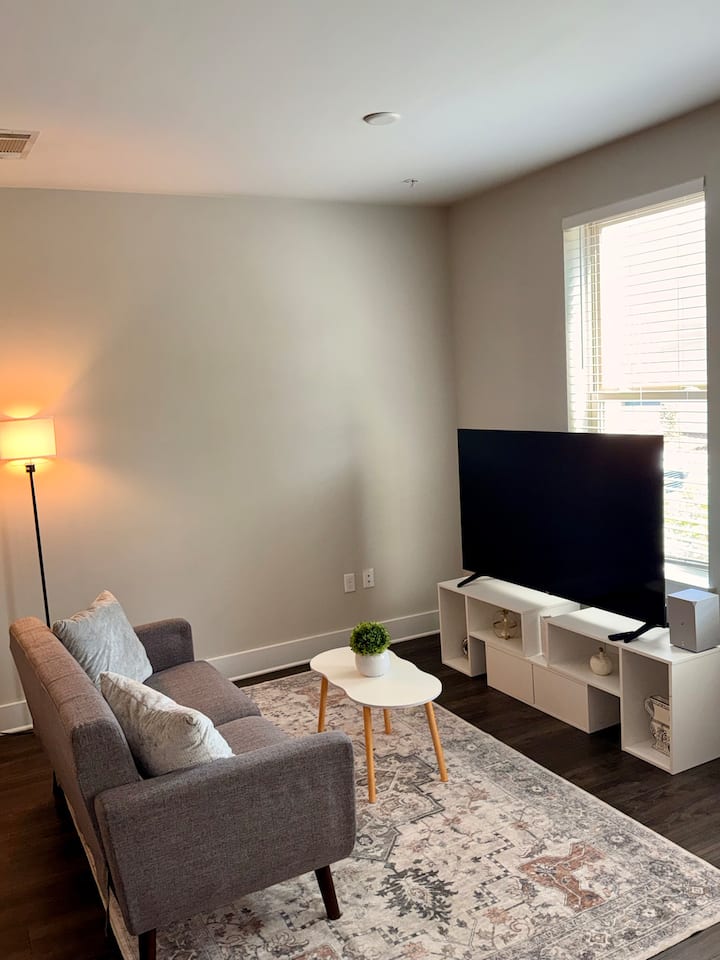 Modern Noda Studio W/ Pool • Walk To Nightlife - Idlewild - Charlotte
