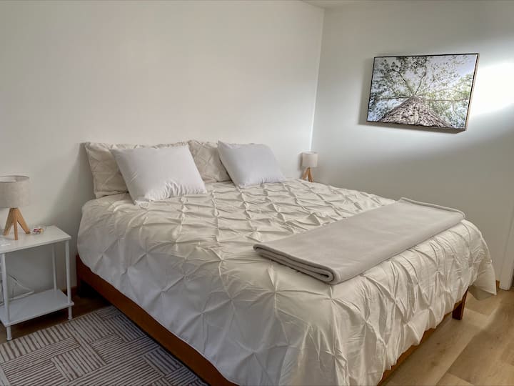 King Room (No Ocean View) - Tofino