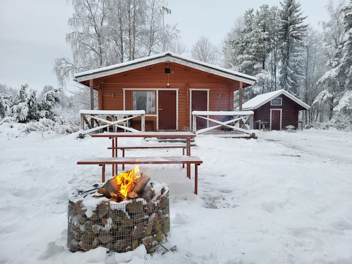 Mökki Maalaismaisemissa - Kainuu