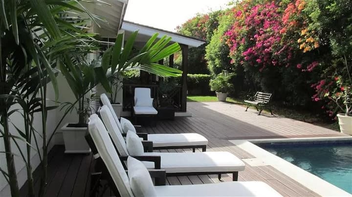 4br Villa W/ Pool Near Ocean & Surf Point - Barbade