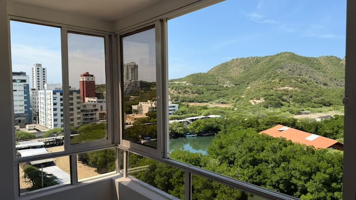Apto Con Vista Espectacular A Pasos De La Playa - Santa Marta
