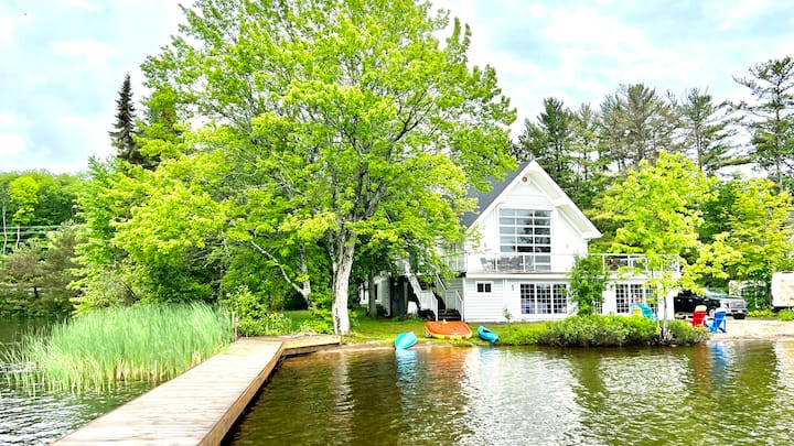 Waterfront Cottage 30+party - Gravenhurst