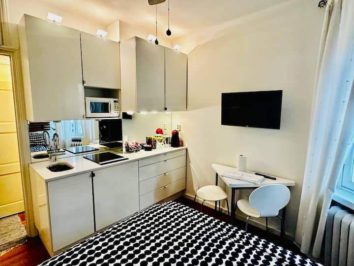 Charming Studio In Helsinki City Center - Helsinki