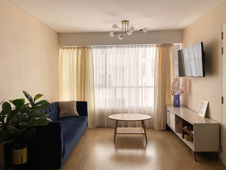 Acogedor Y Céntrico Departamento En Lima – 2 Hab. - Peru