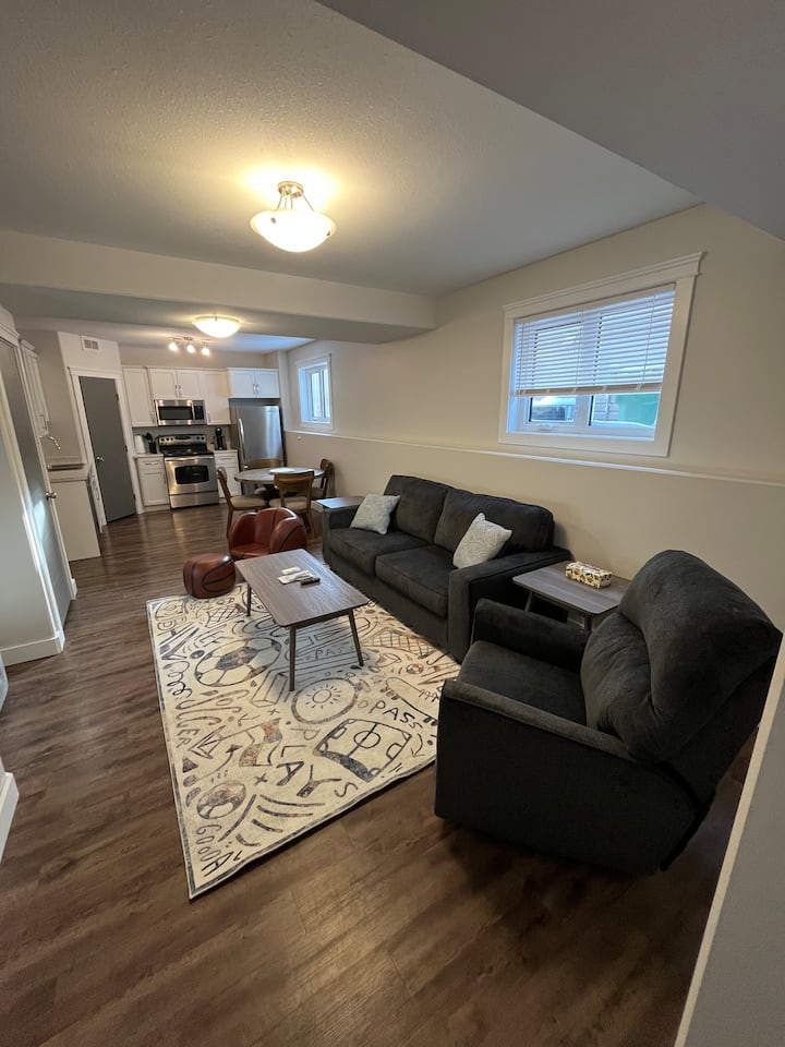 The All Star Suite - Warman