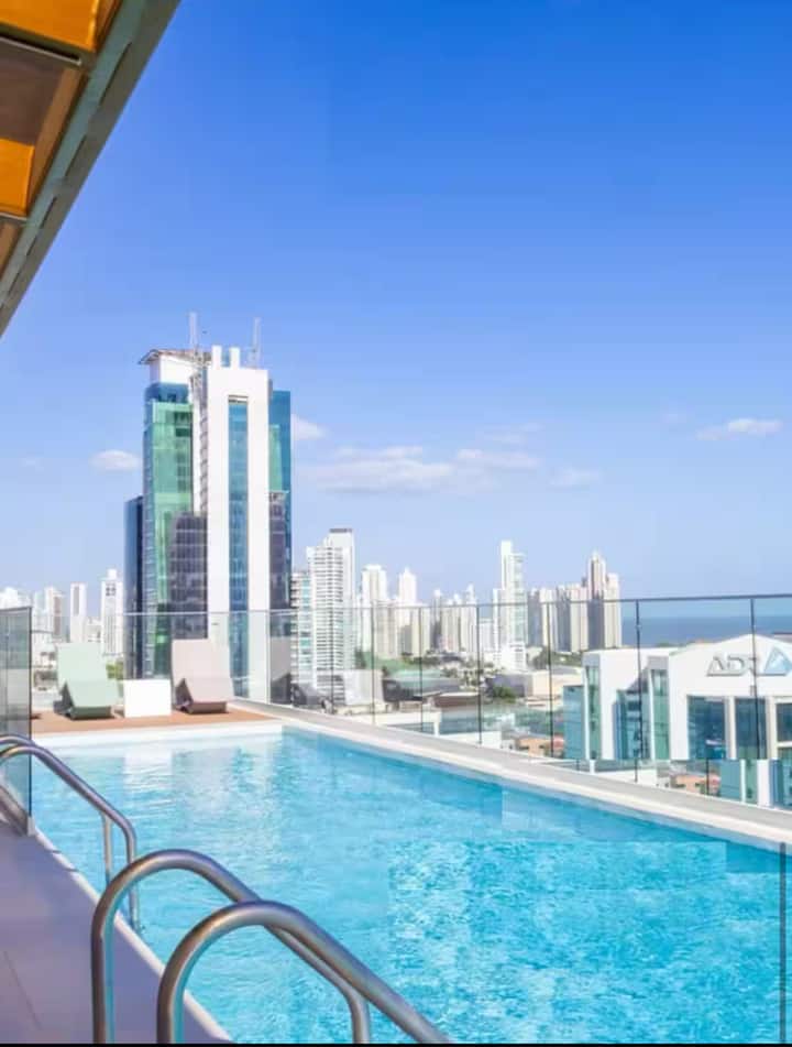 Cozy Tornillo View Apt Rooftop Pool - Panama City