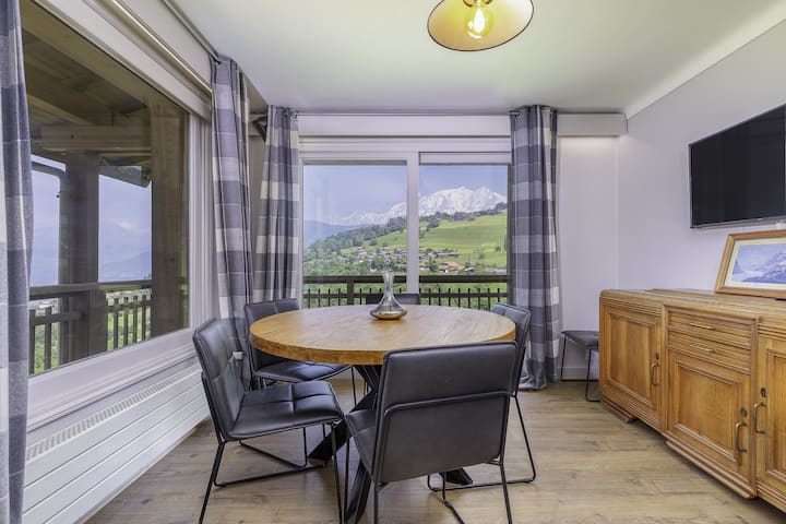 Nid Douillet Face Au Mont-blanc - Megève