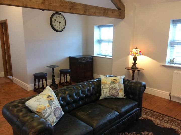 Cosy Countryside Annex In Converted Barn - Macclesfield