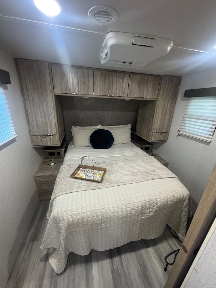 Luxury Stationary Rv Near Cape Canaveral. - Titusville, FL
