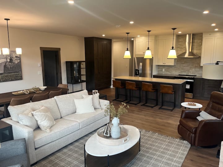 Switchback Creek Condo 21 - Sun Peaks