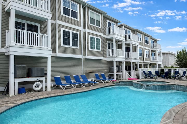 Saltwater Sanctuary - 4br North Wildwood Townhome - Wildwood, NJ