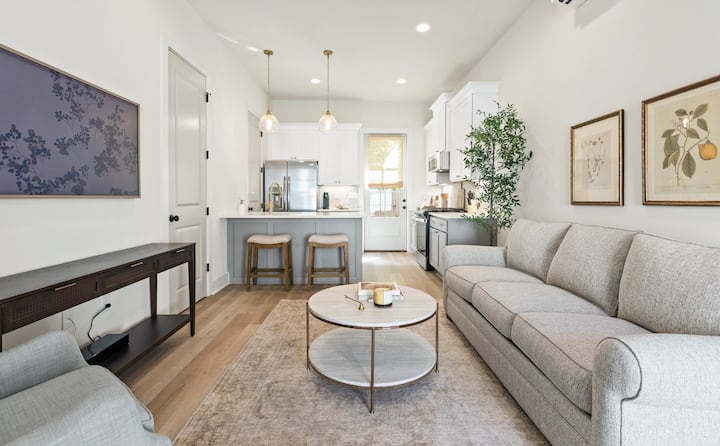 New Steiner House • River Ranch •  King  •  Office - 拉法葉